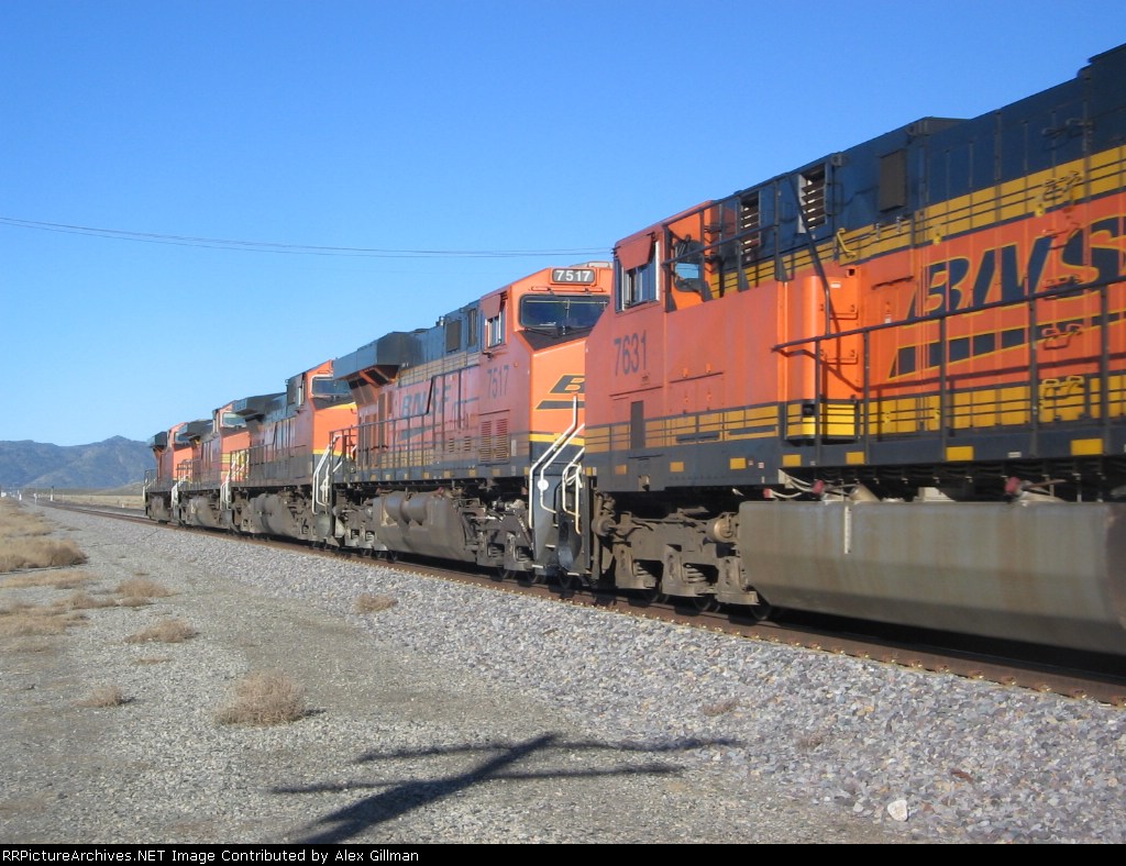 BNSF 4823 East, Shot 2